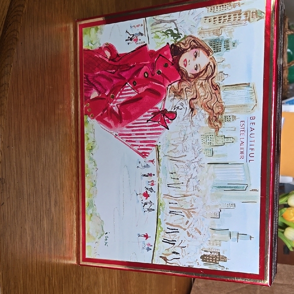 Estee Lauder | Other | Estee Lauder Beautiful Box | Poshmark